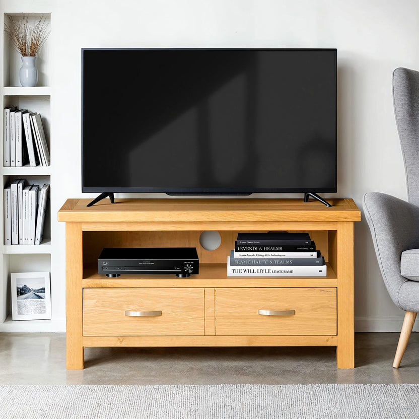 London Oak 90cm Small TV Stand, Screens Up To 40" | Light Oak