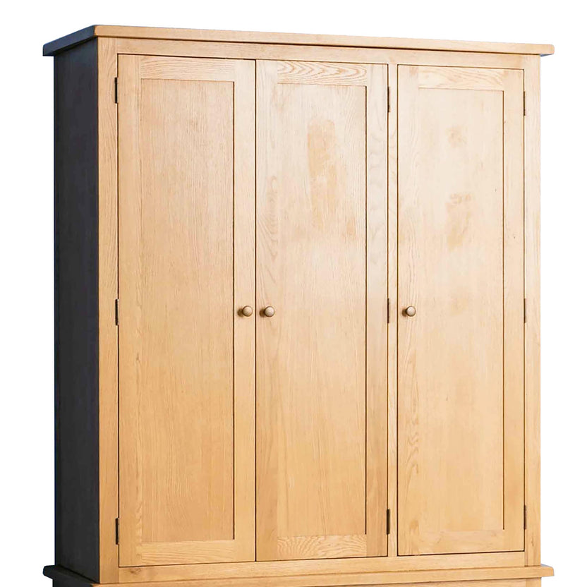 Surrey Oak Large Triple Wardrobe with Drawers | Rustic Waxed Oak